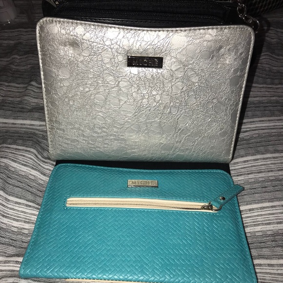 Bags | Miche Purse With An Extra Cover | Poshmark